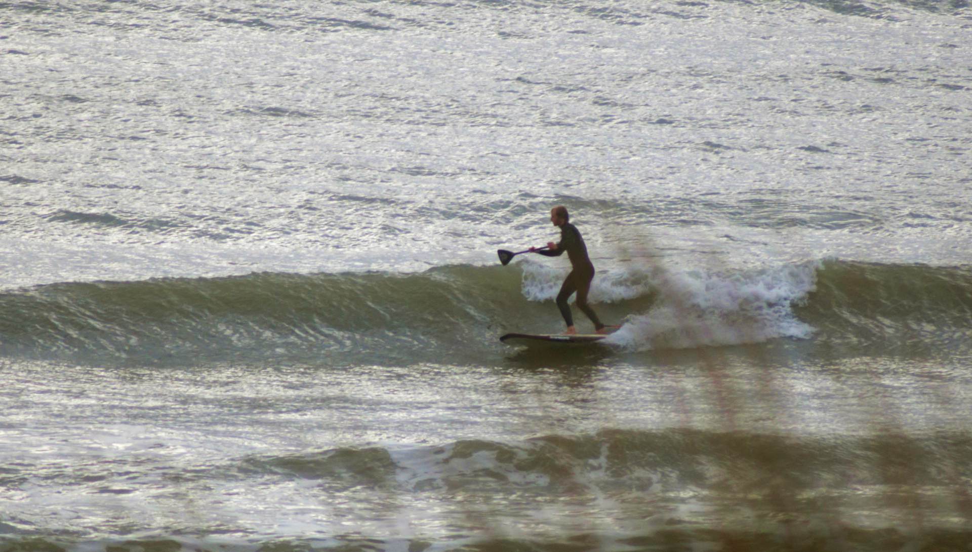 Surf & Stand Up Paddleboard Surfing Near London - The Kitesurf Centre